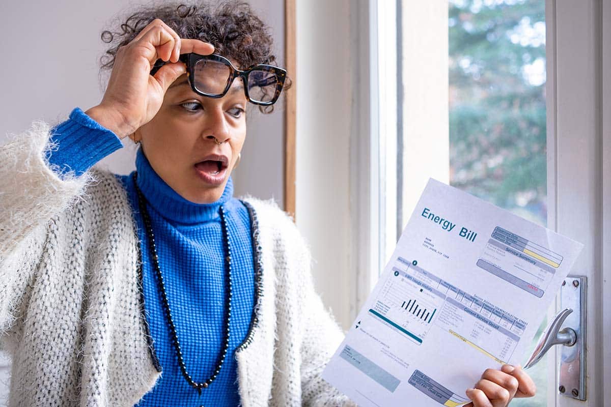 Reduce Utility Bills With Insulation Energy Savings Expert